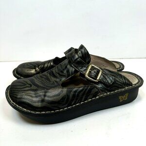 Alegria | Shoes | Alegria Safari Slip On Zebra Shoes Gold Black ...